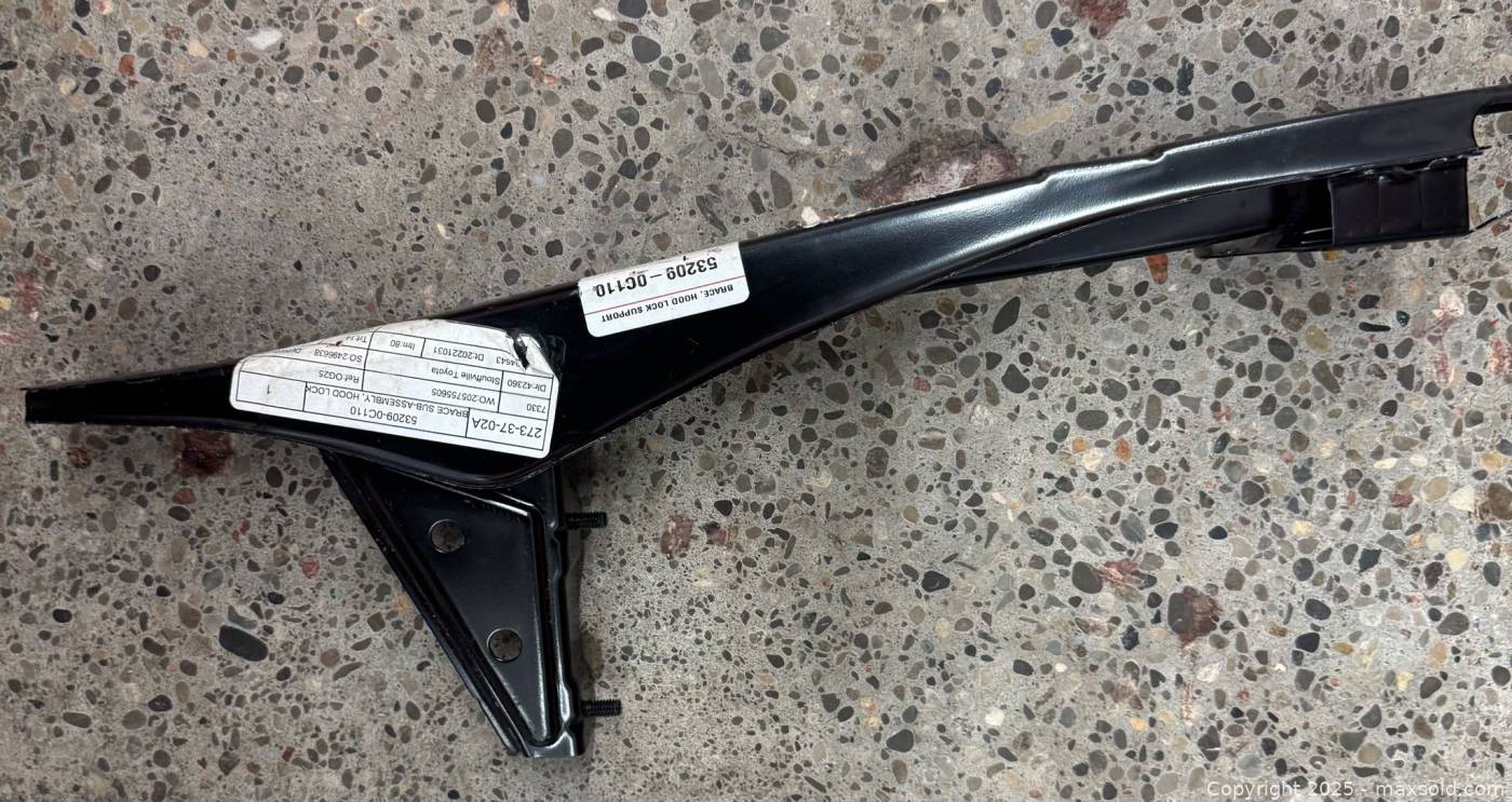 Toyota 53209-0C110 Hood Block Support Brace Sub Assembly | Maxsold