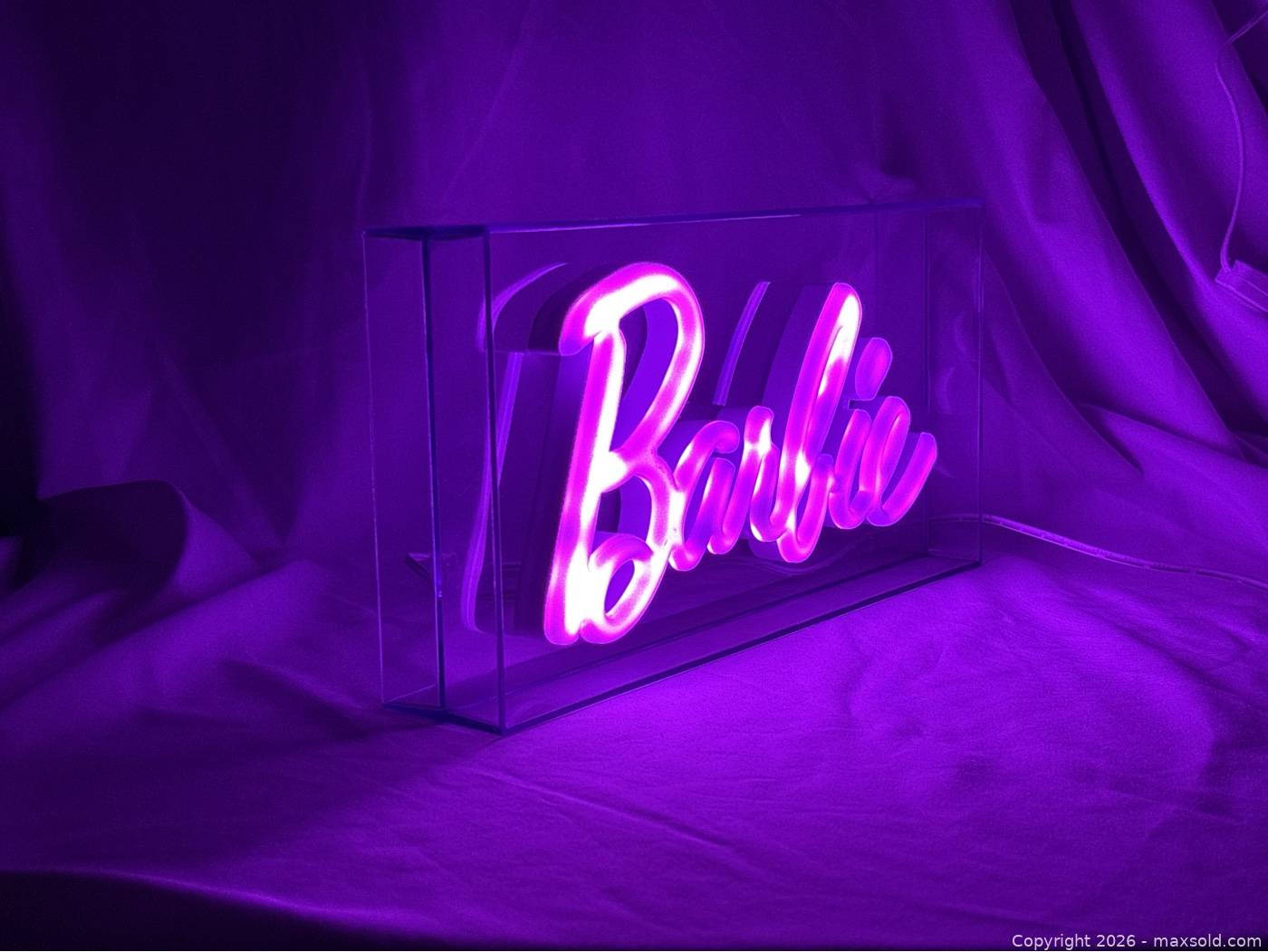Barbie Pink LED Neon USB Plexi Sign | Maxsold