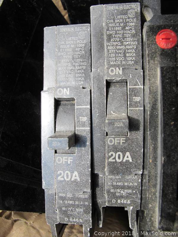 Used Circuit Breakers Various Sizes | Maxsold