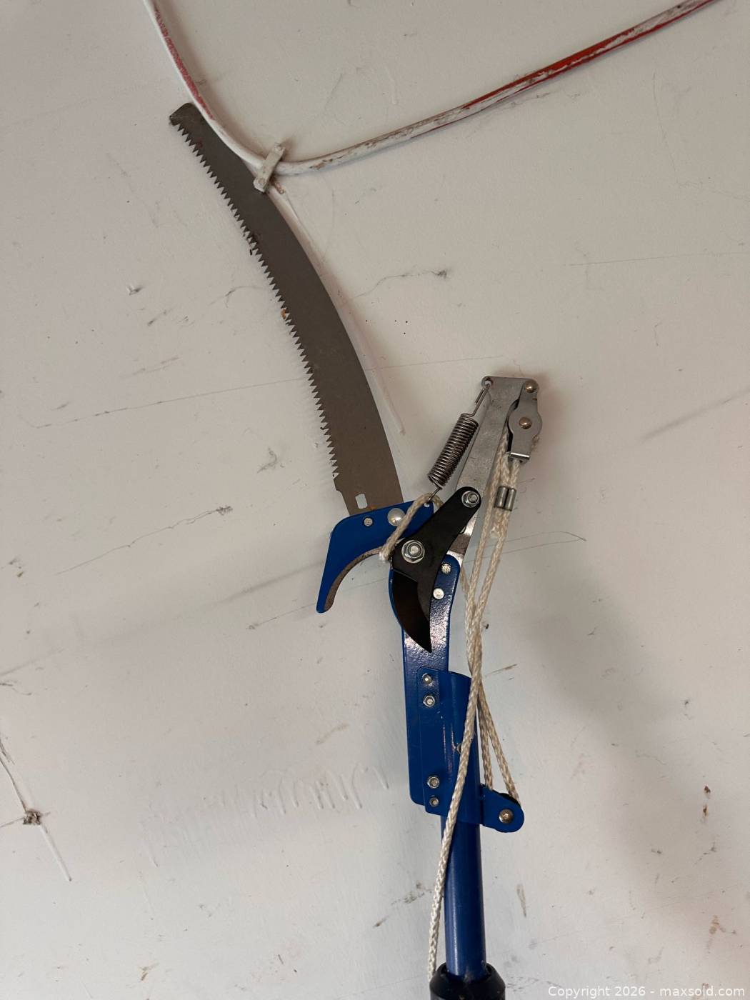 Home Pro telescopic tree saw | Maxsold