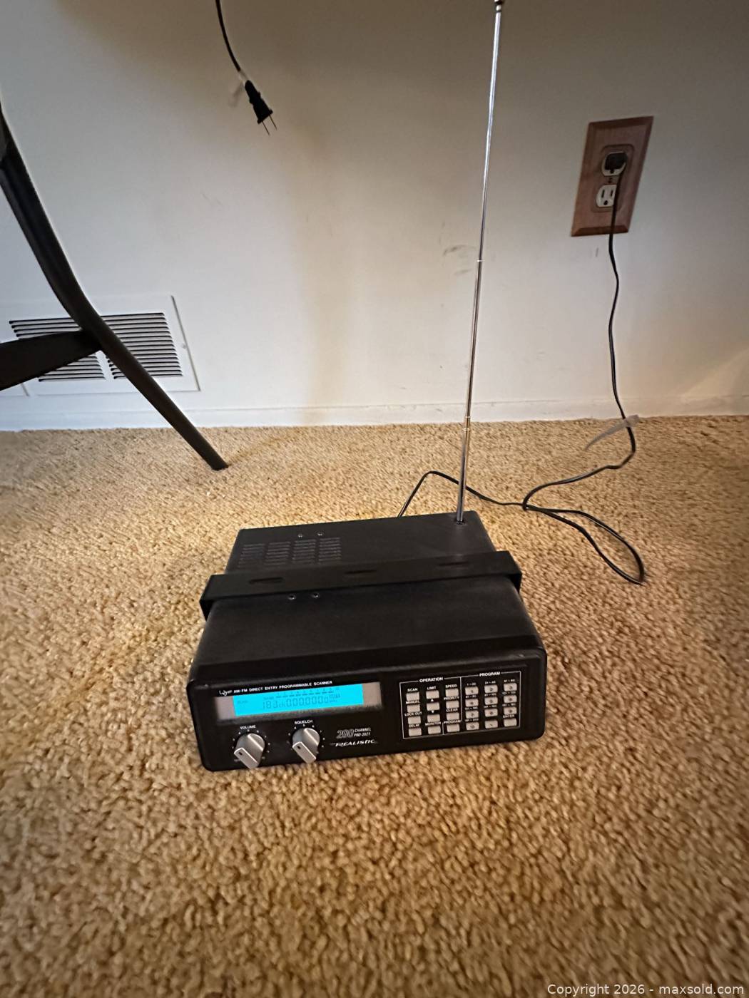 Realistic PRO-2021 200-Channel Scanner | Maxsold