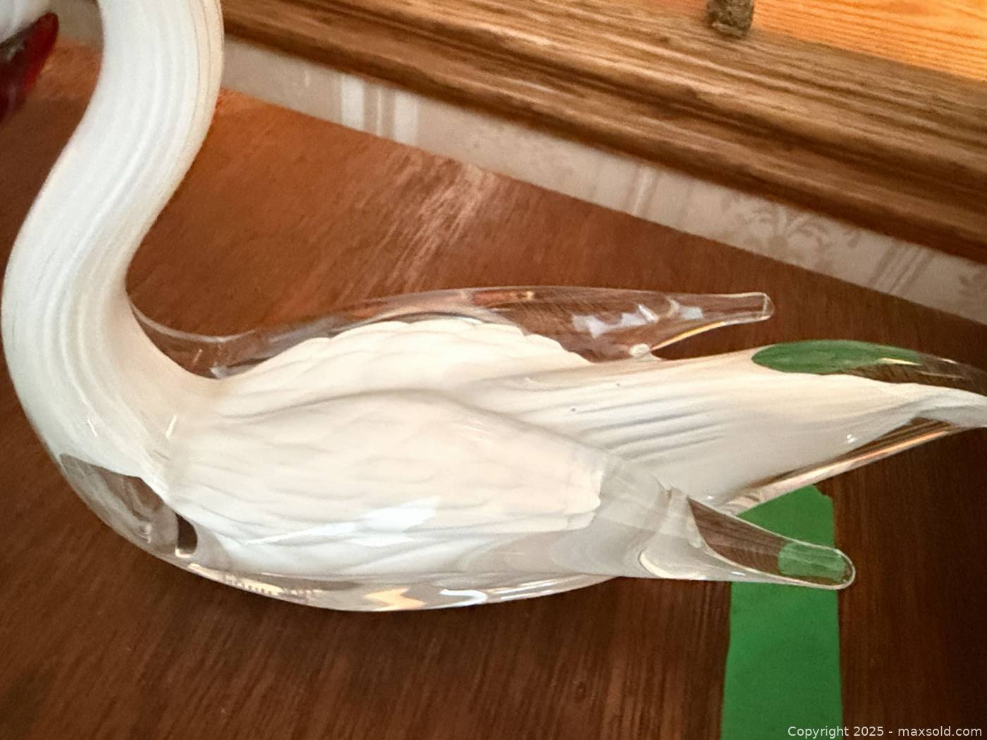 Marcolin Sweden art glass swan | Maxsold