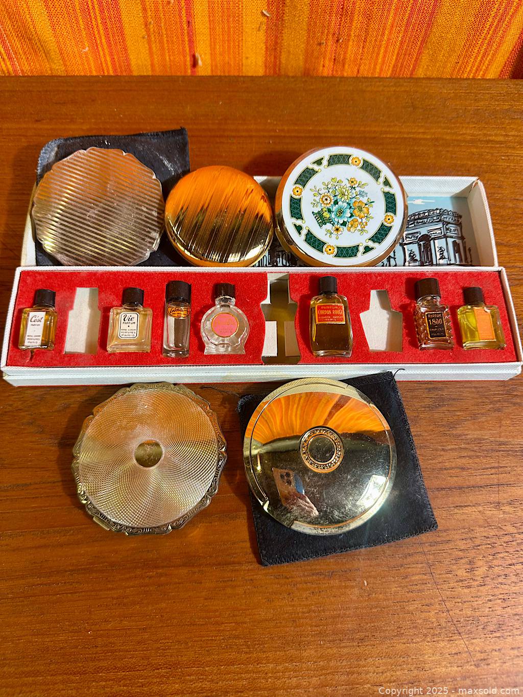 Five vintage powder compacts with four miniature perfume bottles and ...