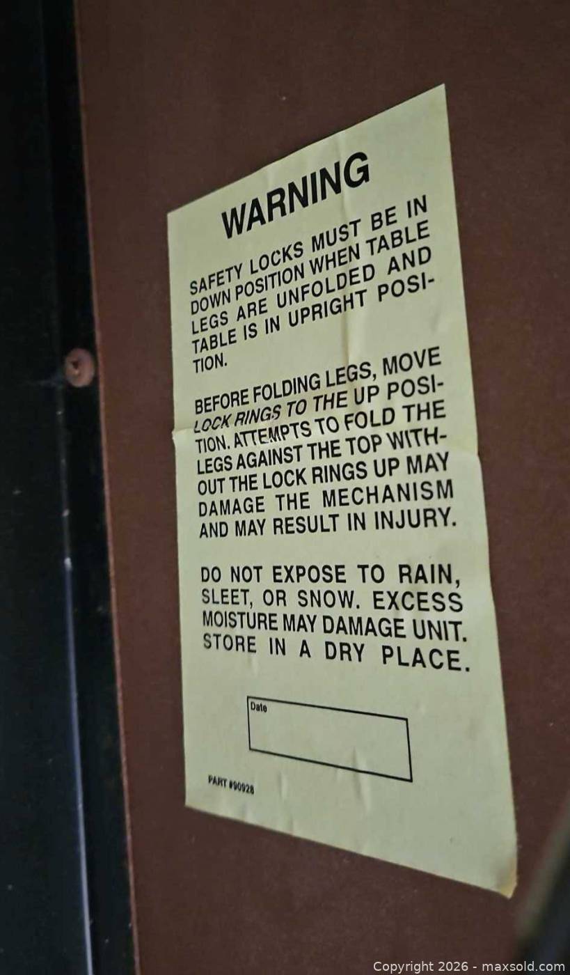 60" Round Folding Table | Maxsold