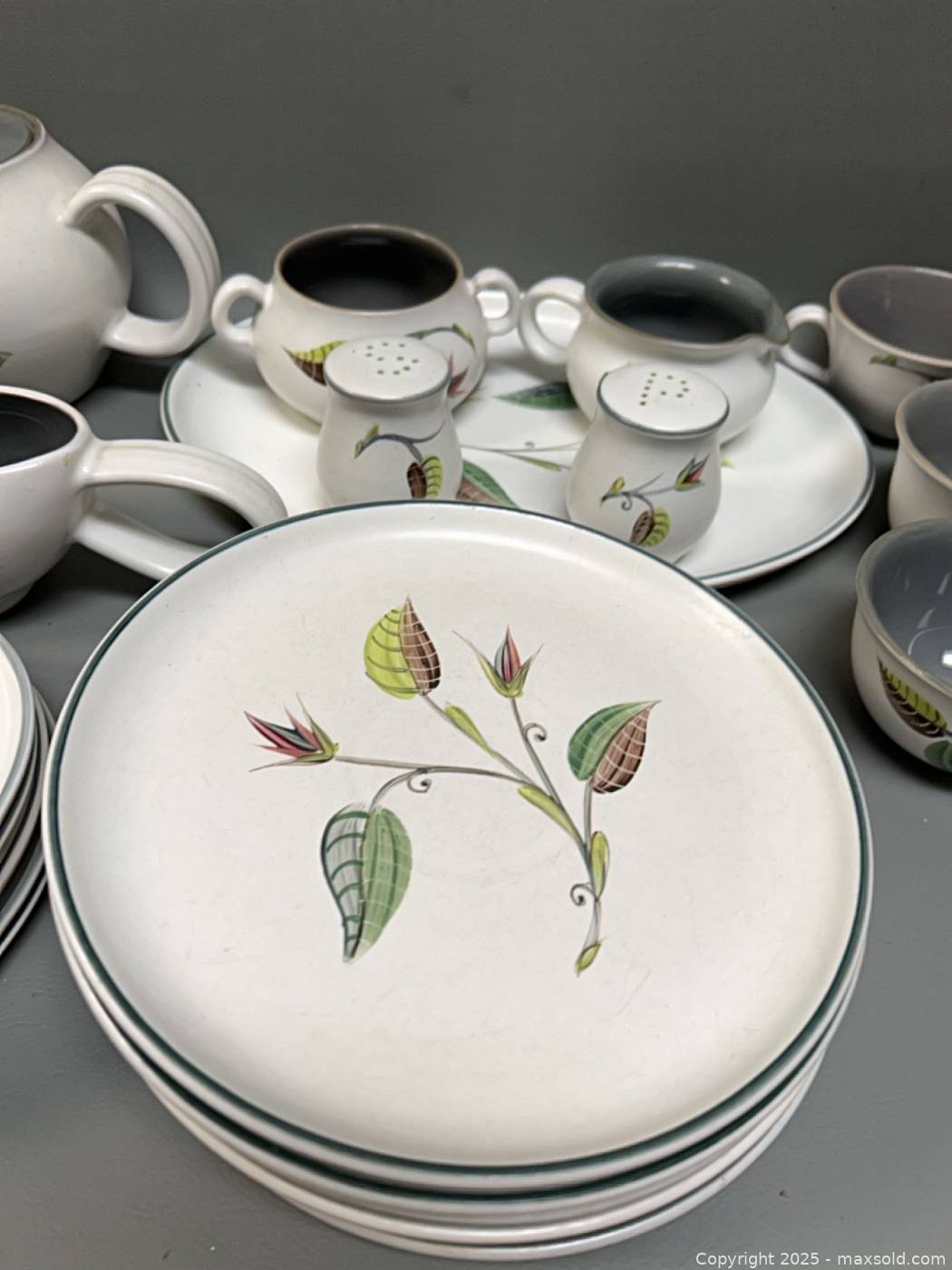 Denby England stoneware dinnerware 39pc | Maxsold