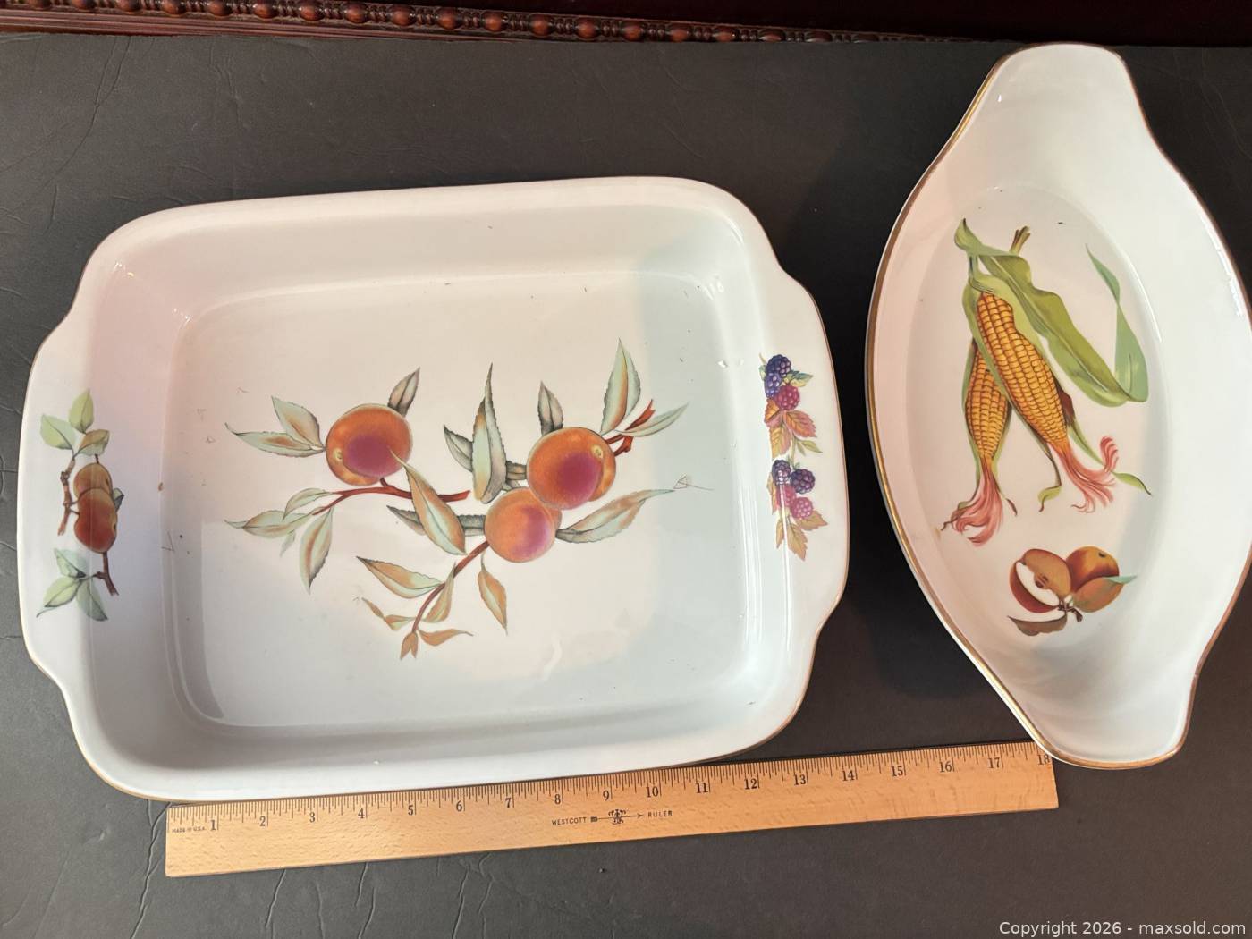 Royal Worcester Evesham serving ware collection | Maxsold
