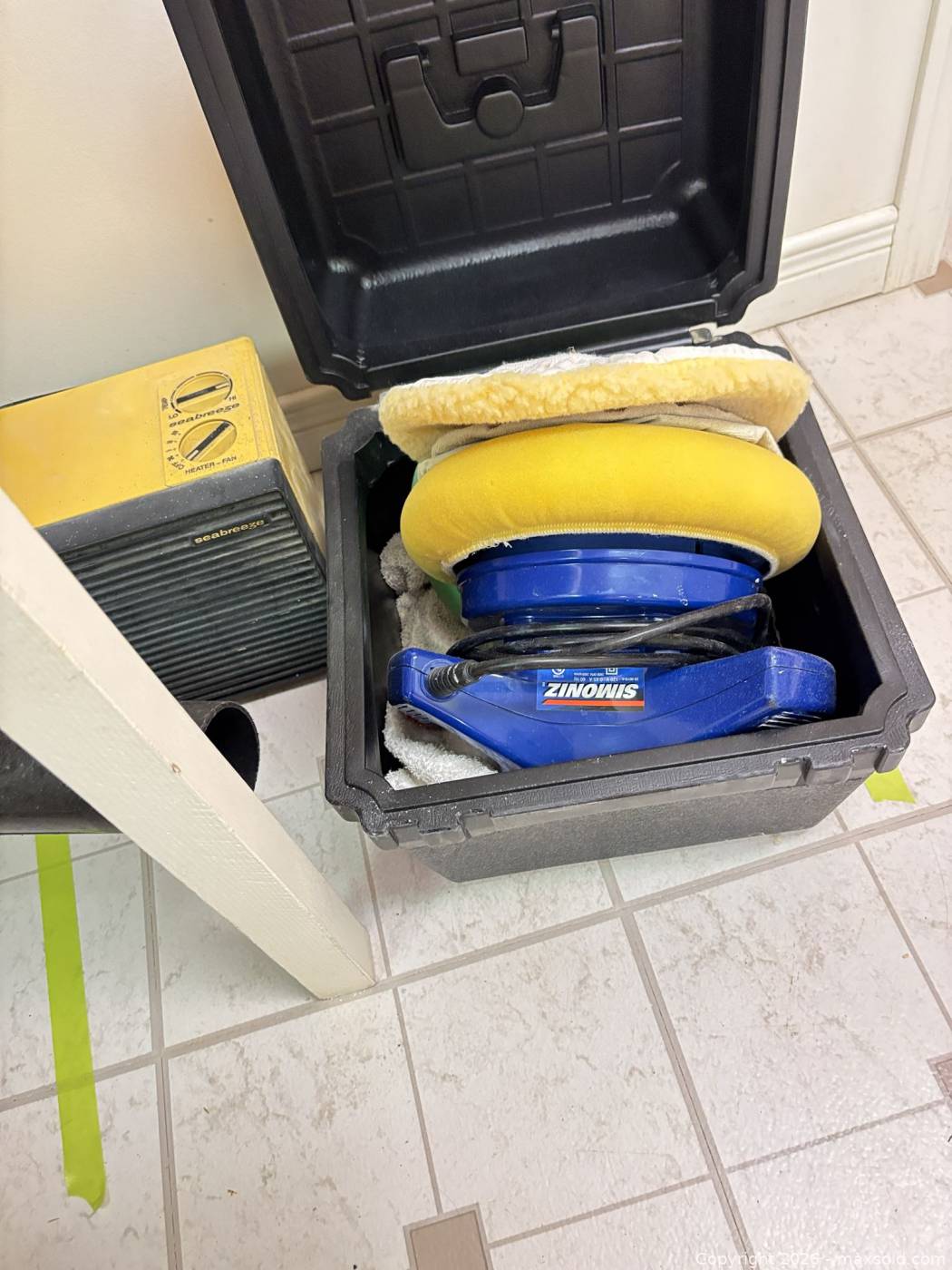 Simoniz 39-9019-4 car buffer kit & heater | Maxsold