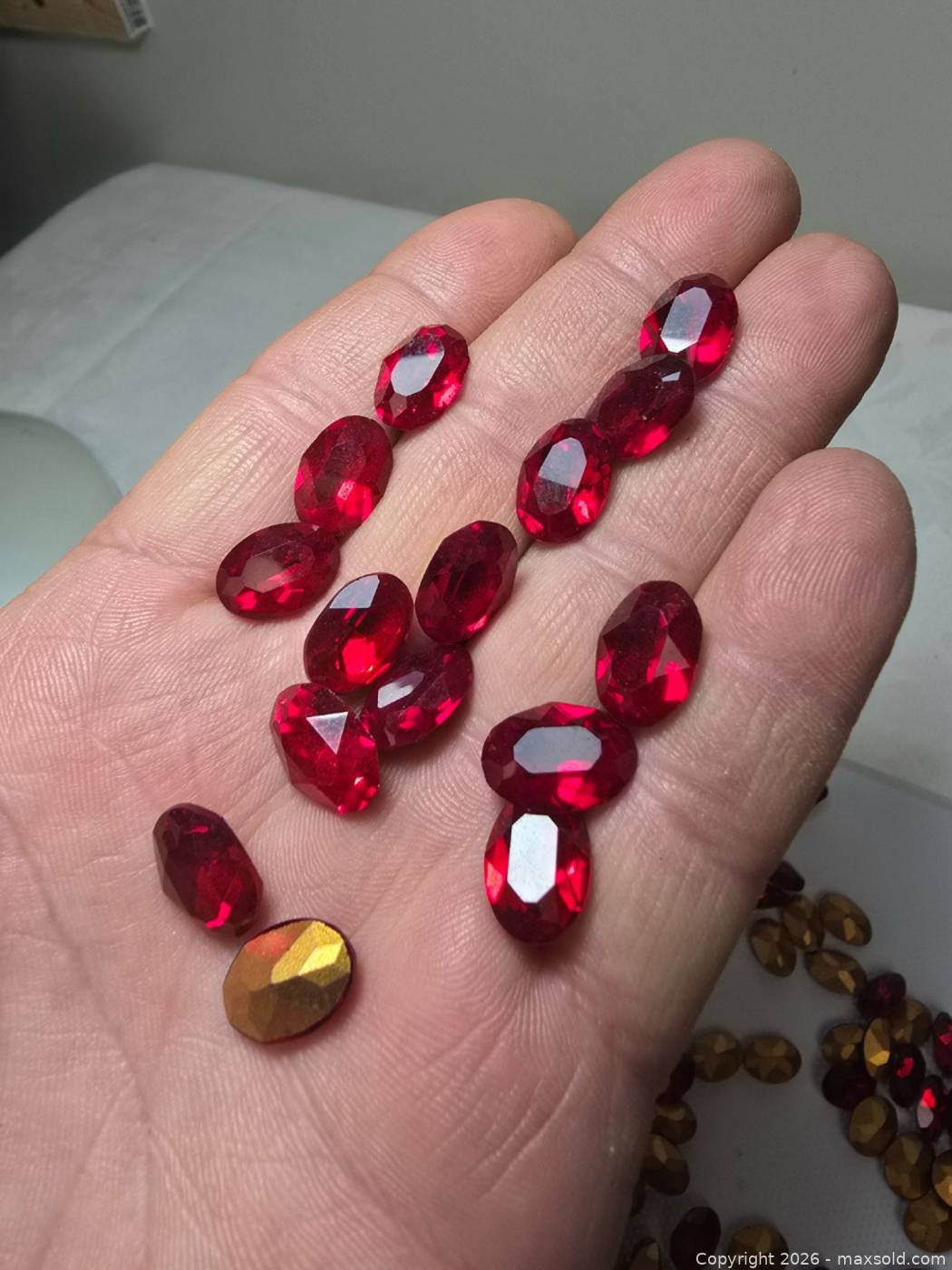 Ruby red glass rhinestones bulk lot | Maxsold