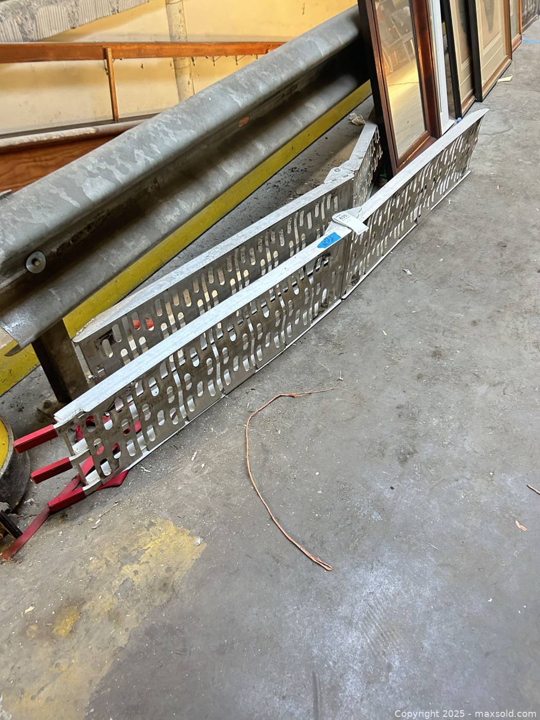 Aluminum folding vehicle loading ramps pair 44x11.5 in | Maxsold