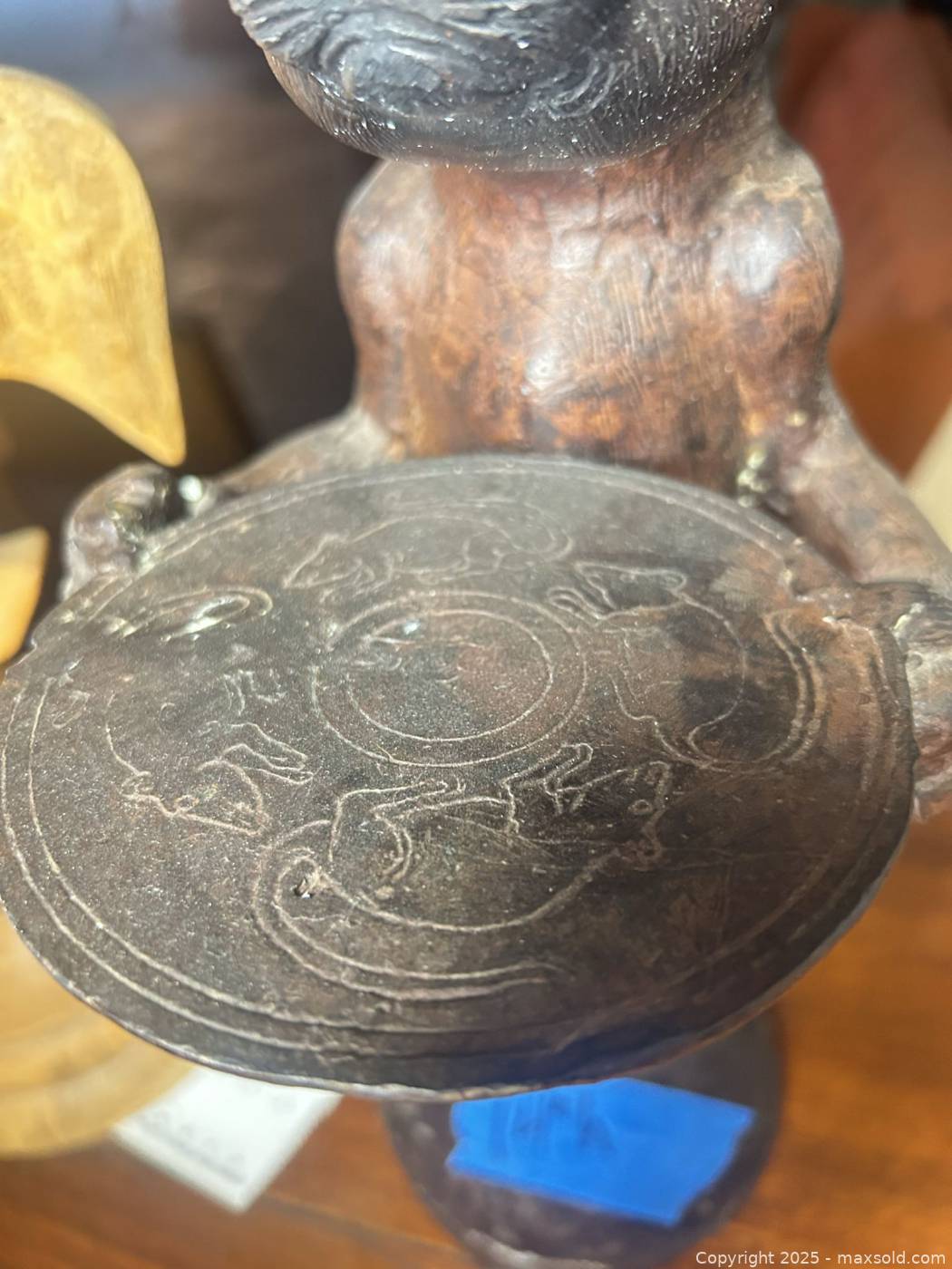 Cast iron cat statue with tray and wood finial | Maxsold