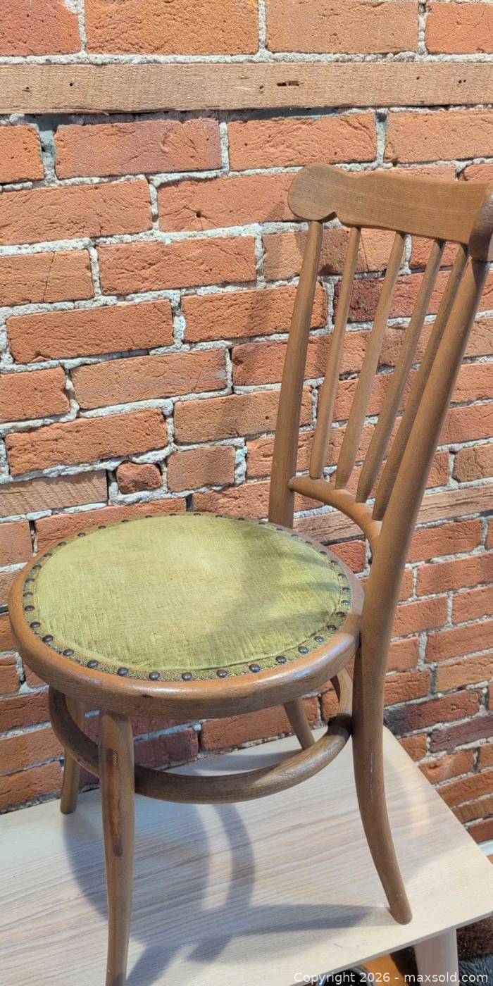 Vintage bentwood spindle-back accent chair | Maxsold