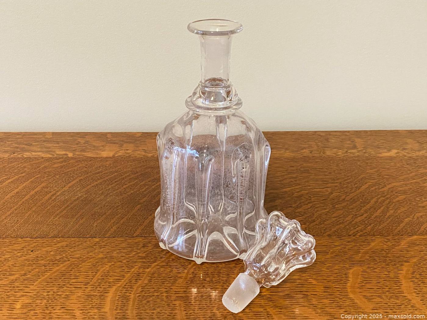 Antique Newcastle bell-shaped glass decanter with stopper | Maxsold