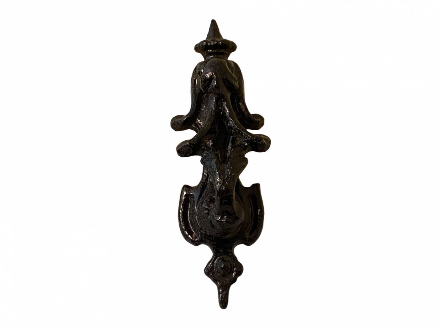 Victorian-style cast iron door knocker | Maxsold