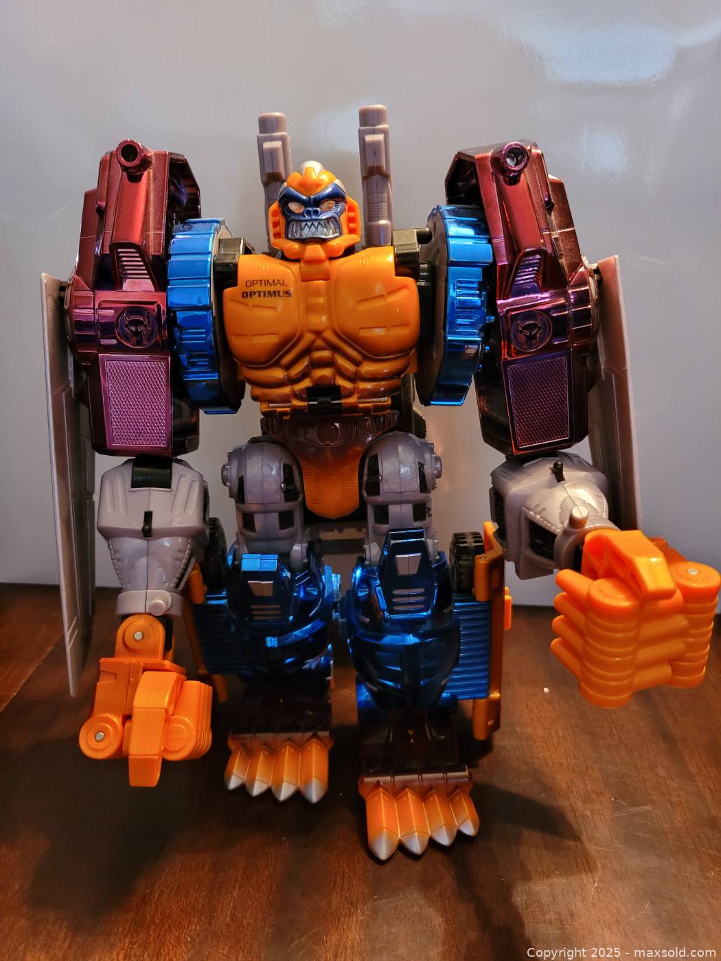 Transformers Beast Wars Optimal Optimus 12" figure | Maxsold