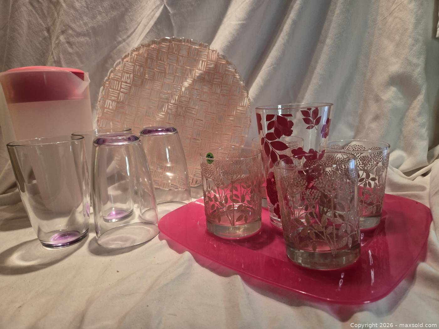 Pink and purple drinkware collection | Maxsold