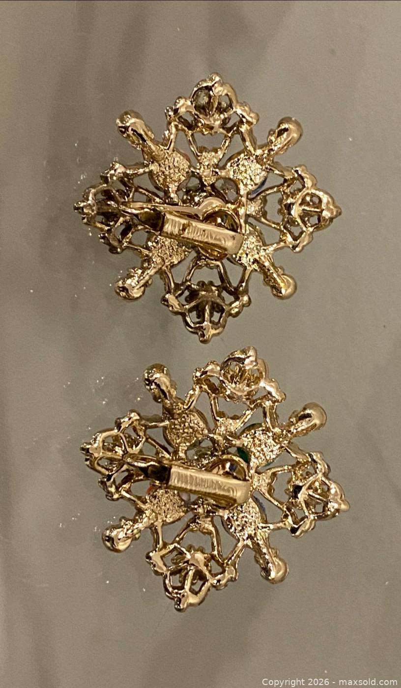 Vintage Sarah Coventry Galaxy gold-tone clip-on earrings | Maxsold