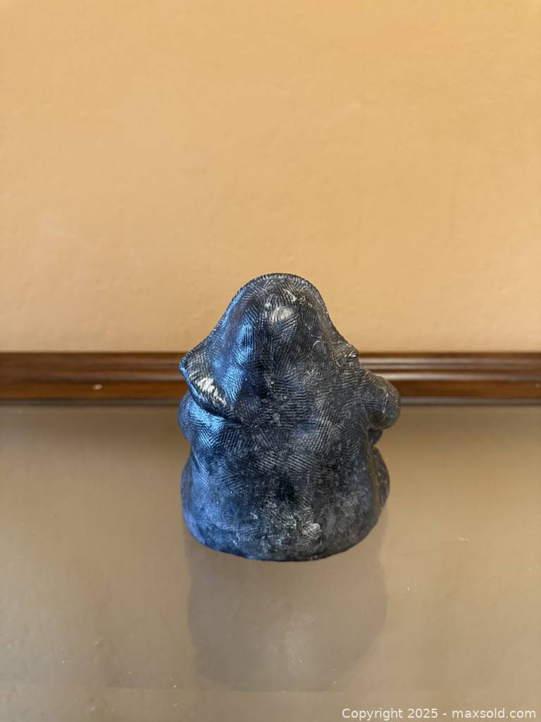 Vintage Inuit Mother And Child Figurine | Maxsold