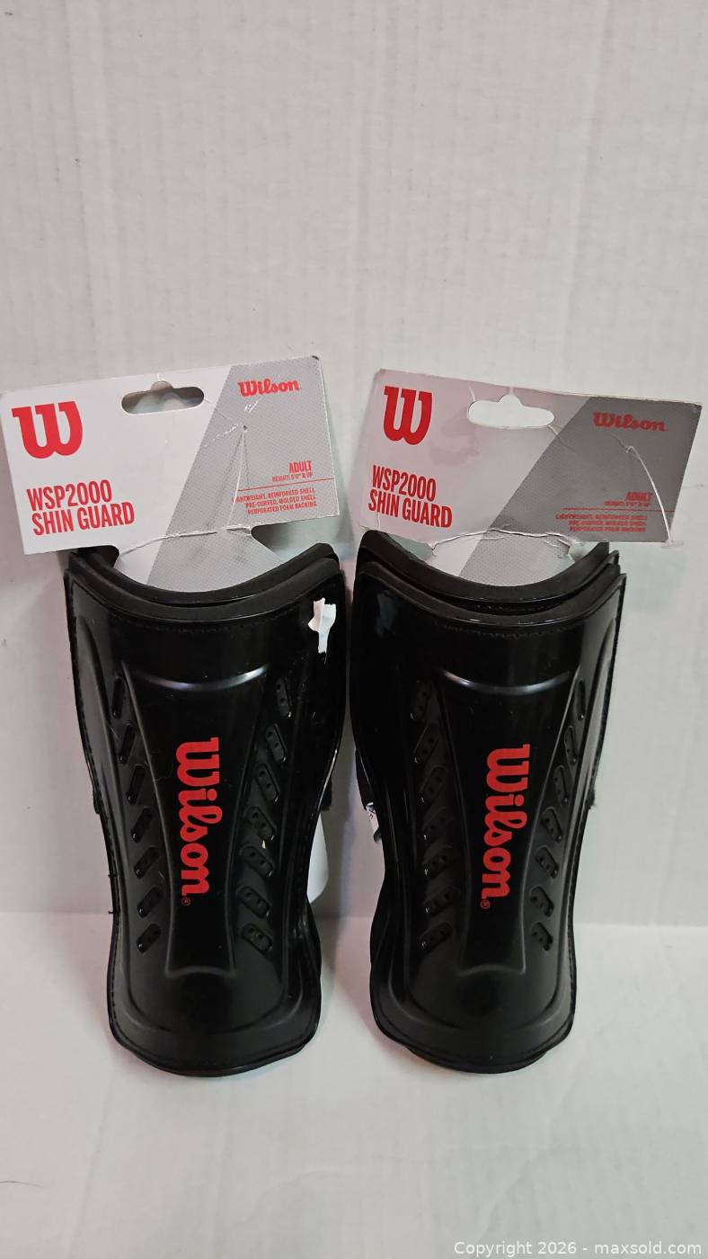 2 Sets Wilson WSP2000 Adult Shin Guards | Maxsold