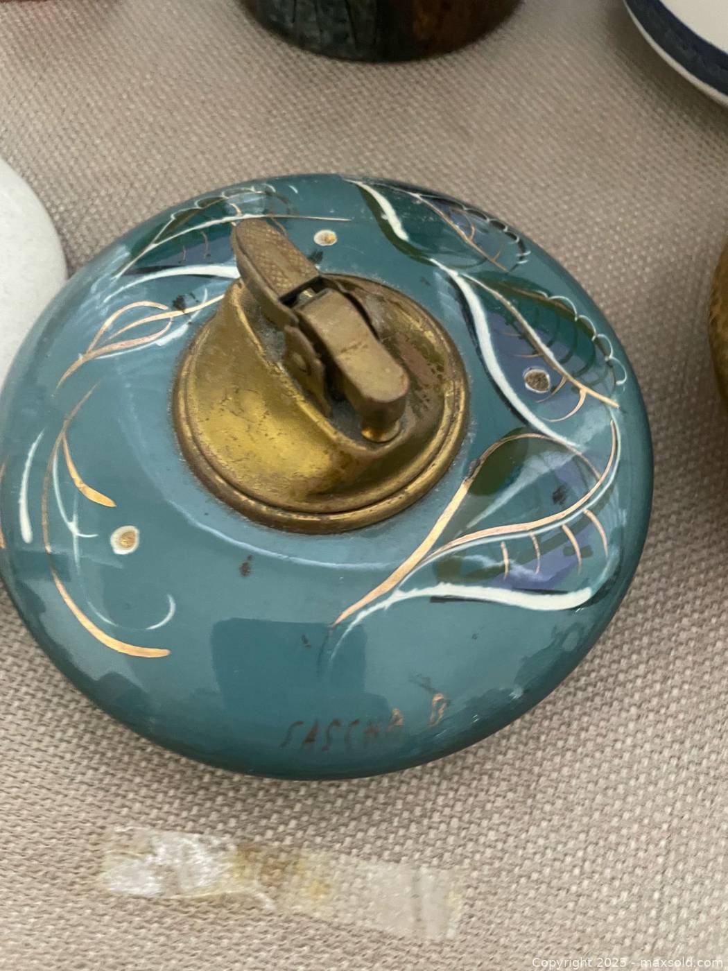 Mid-century pottery and glass assortment | Maxsold