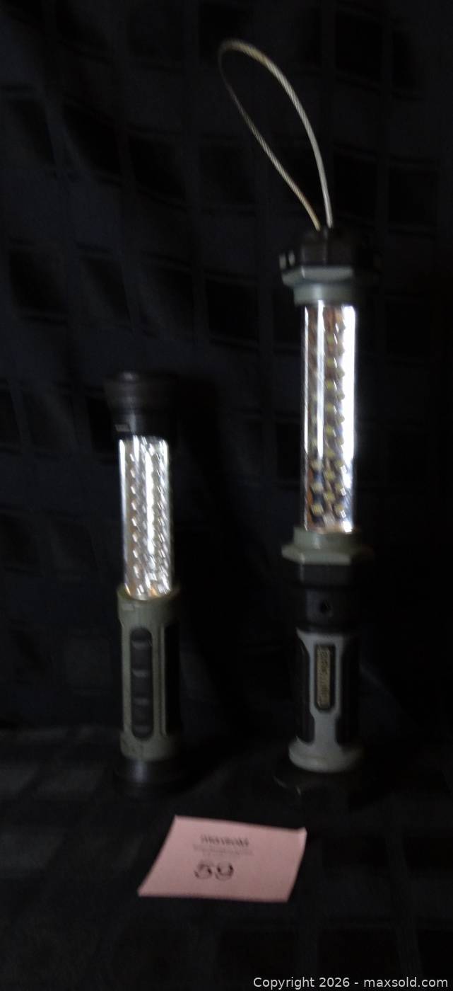 Pair Motomaster LED rechargeable work lights | Maxsold