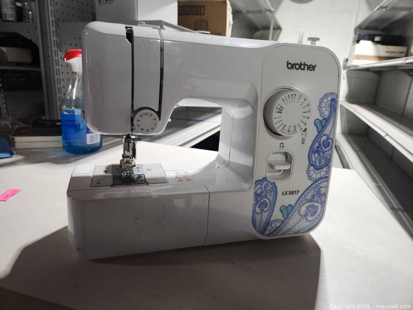 Brother LX3817 portable sewing machine | Maxsold