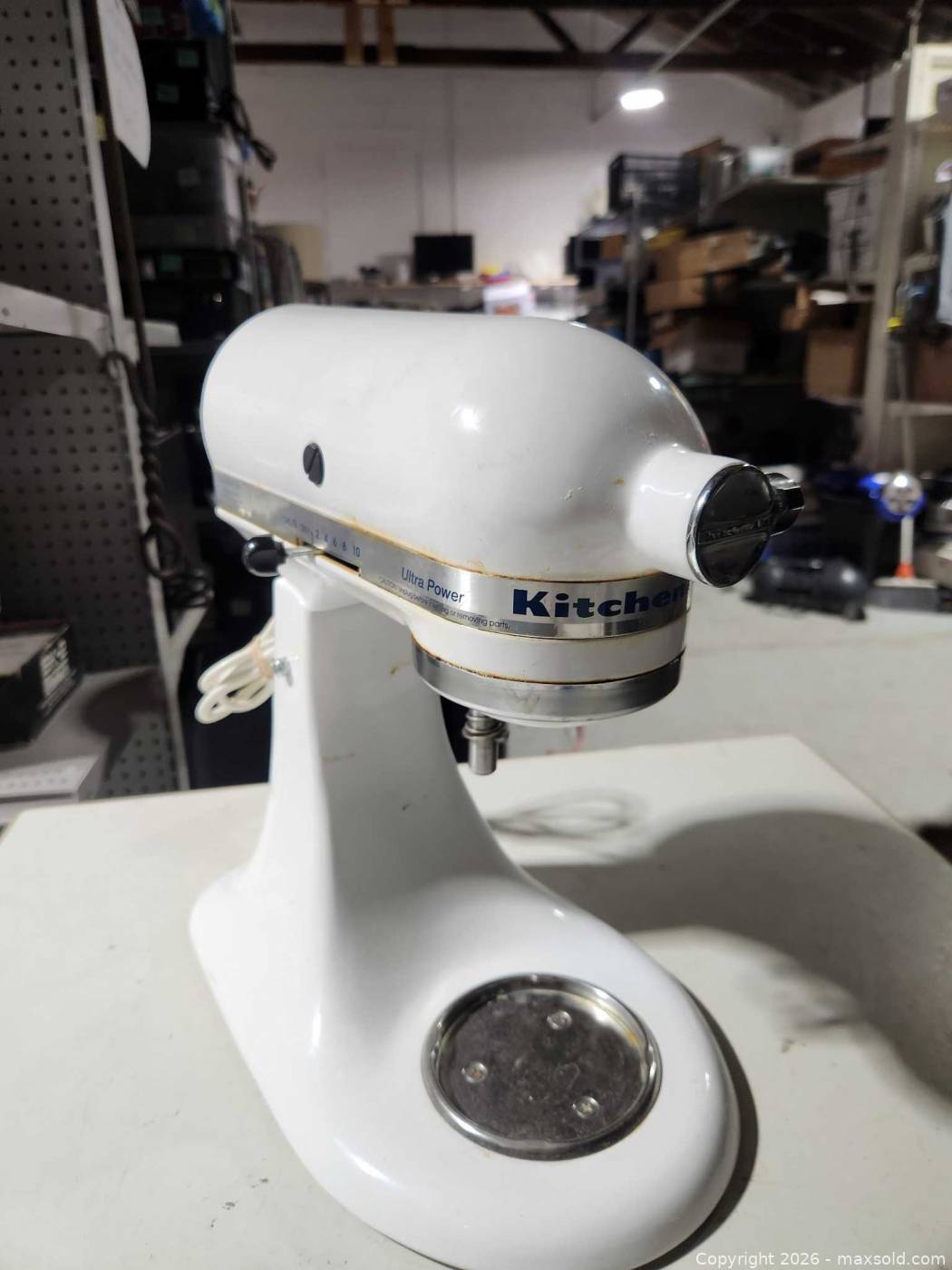 KitchenAid Ultra Power stand mixer base | Maxsold