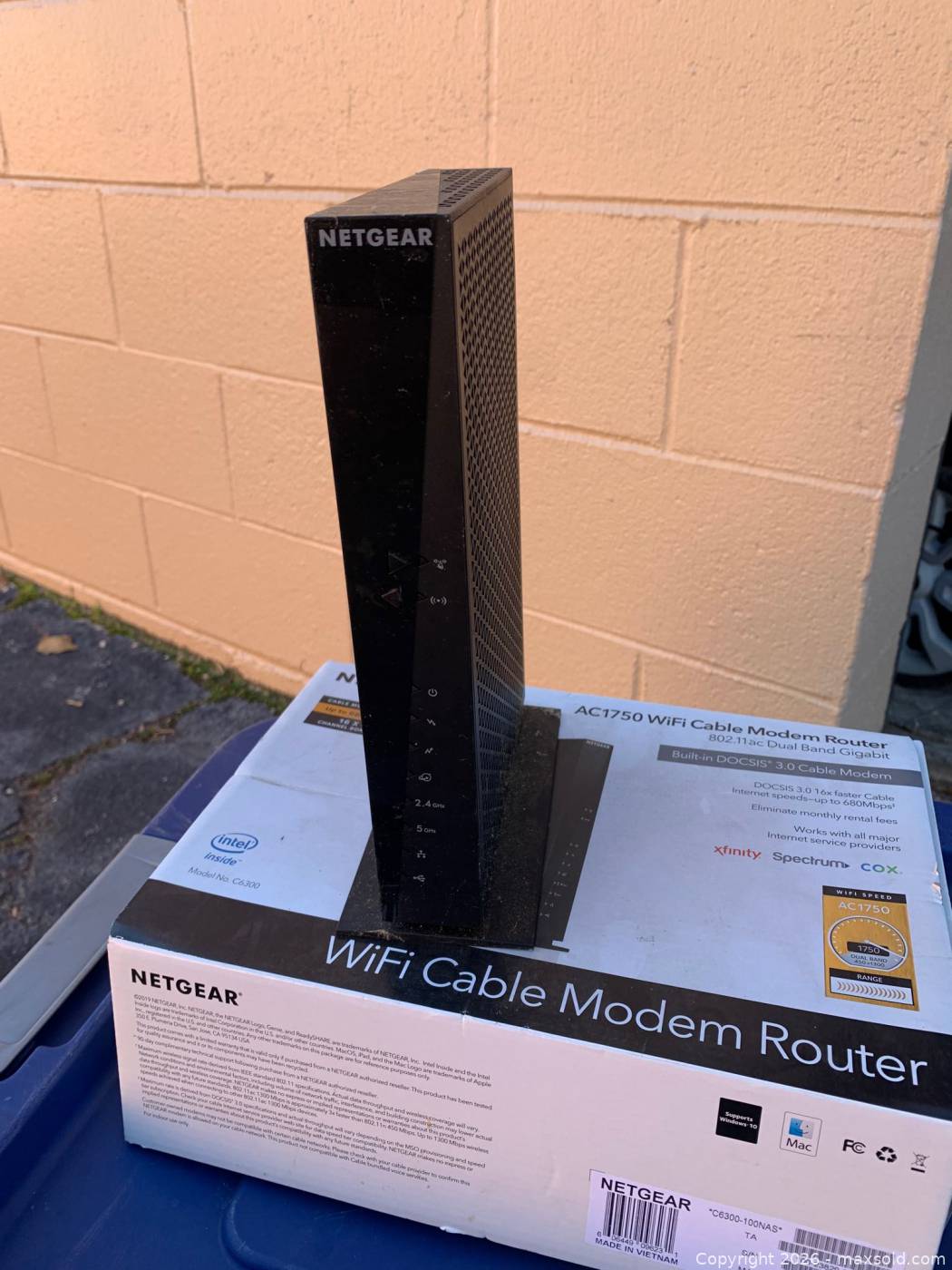Netgear AC1750 WiFi Cable Modem Router | Maxsold
