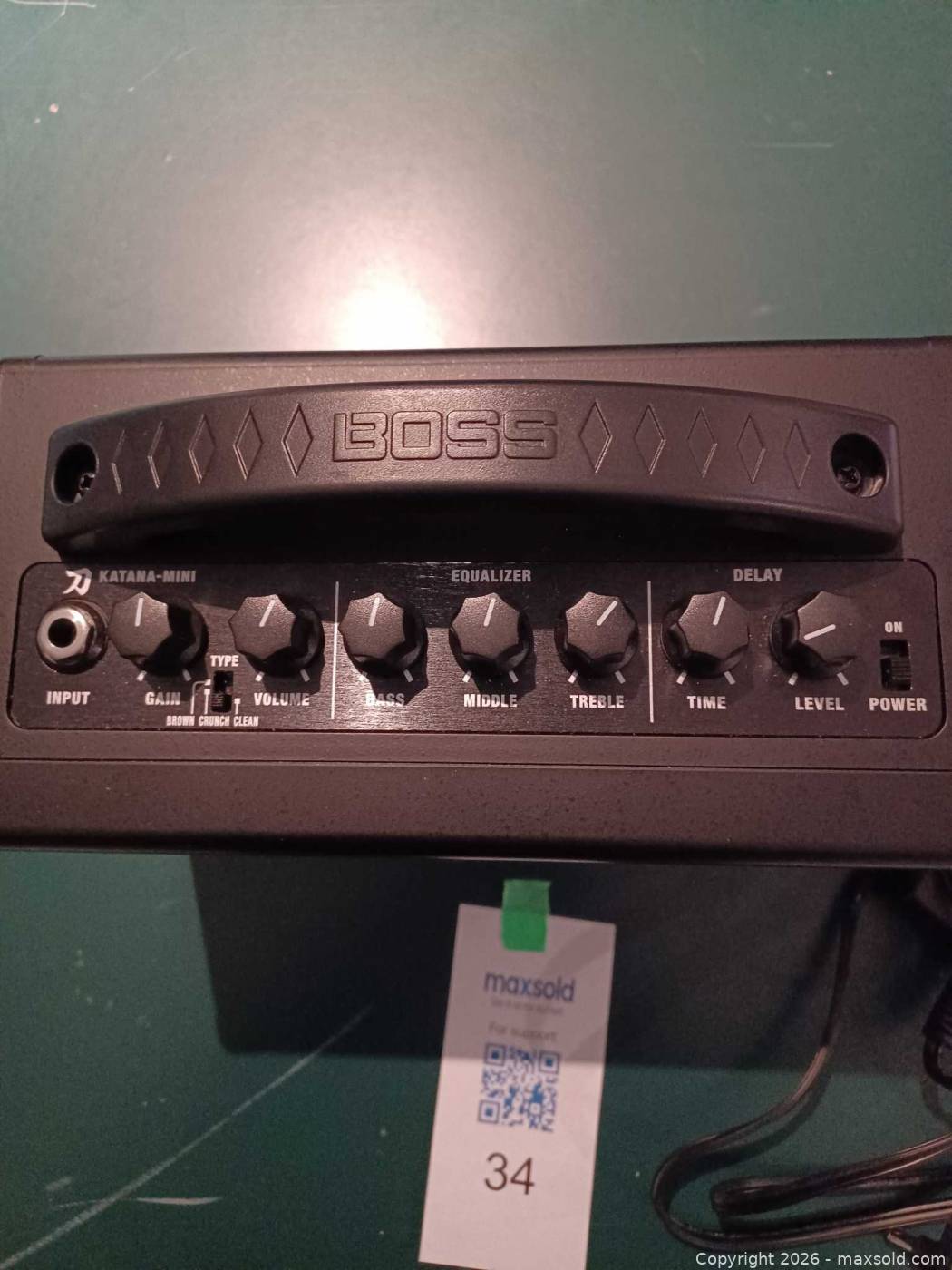 Boss Katana-Mini portable guitar amplifier, power adapter, carry case ...