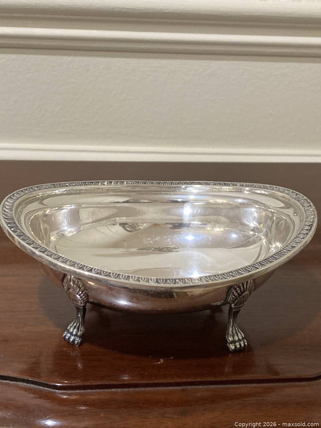 Italian 800 silver oval bowl on lion paw feet | Maxsold