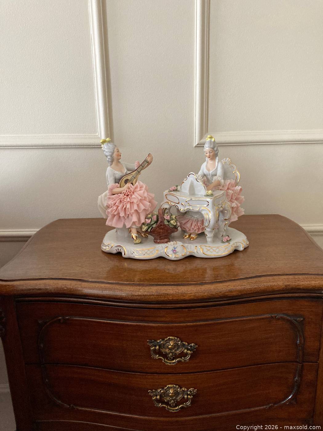 Sandizell Dresden lace figurine duet | Maxsold