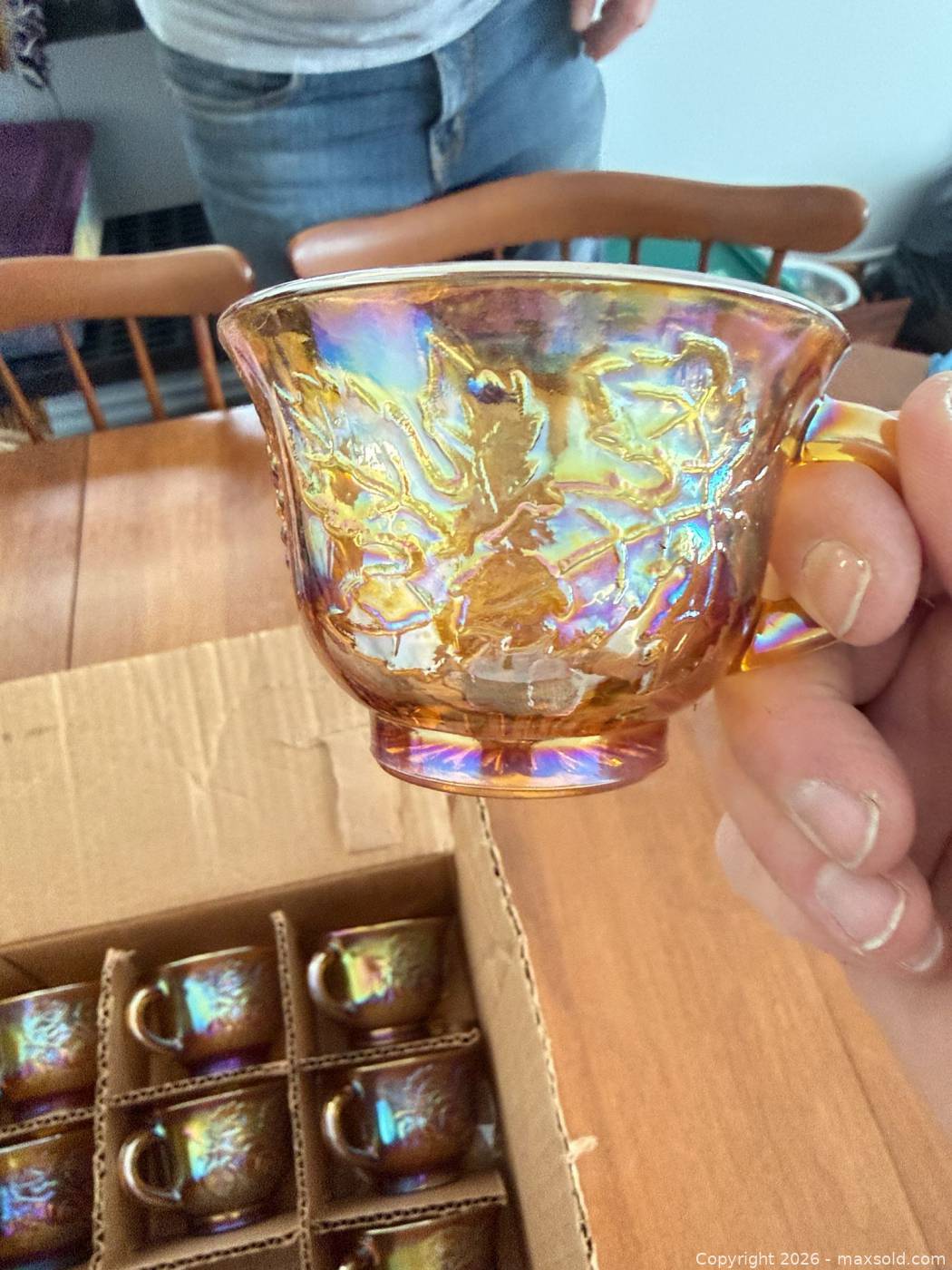 Iridescent glass punch cups with hooks | Maxsold