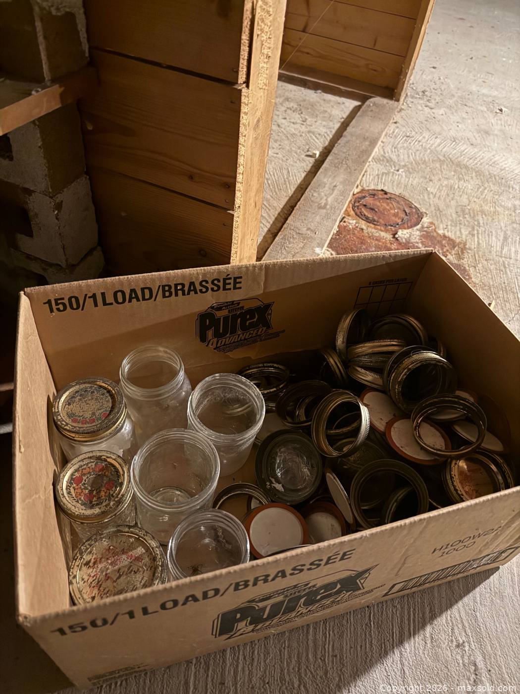 Vintage Mason And Crown Canning Jars With Lids | Maxsold