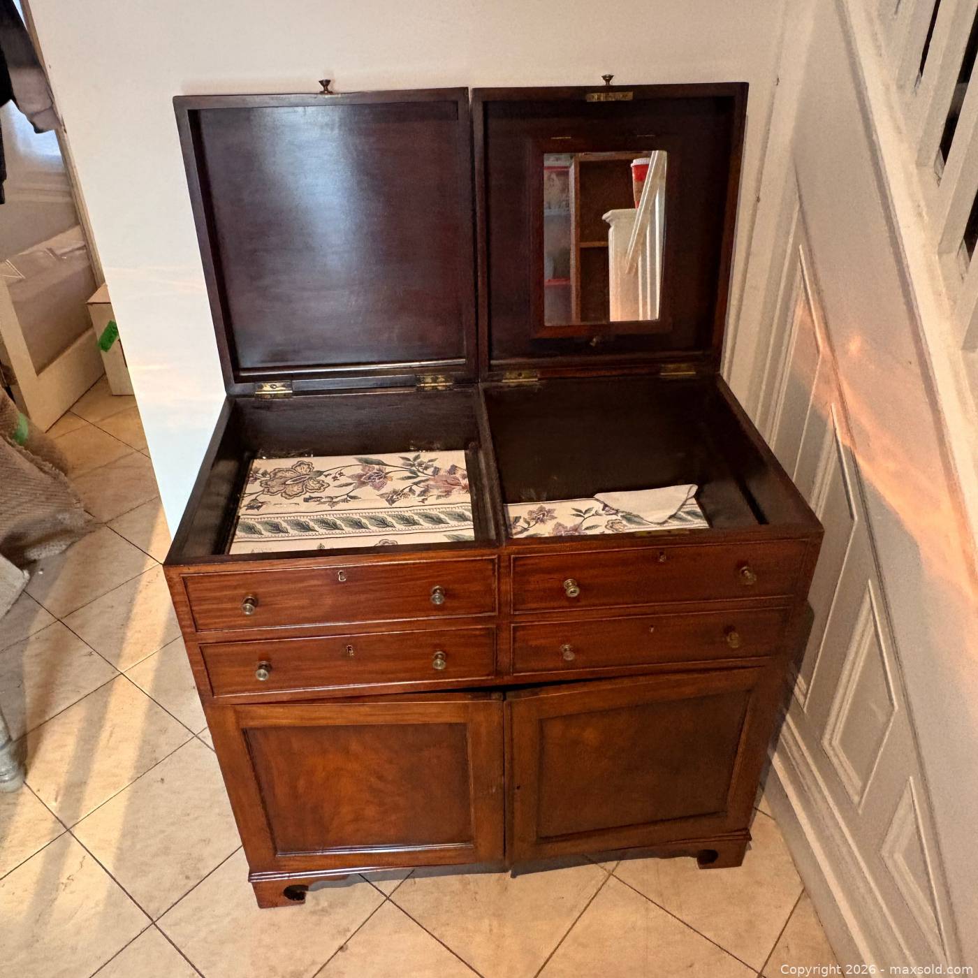 Antique English Mahogany Gentleman’s Dressing Table | Maxsold