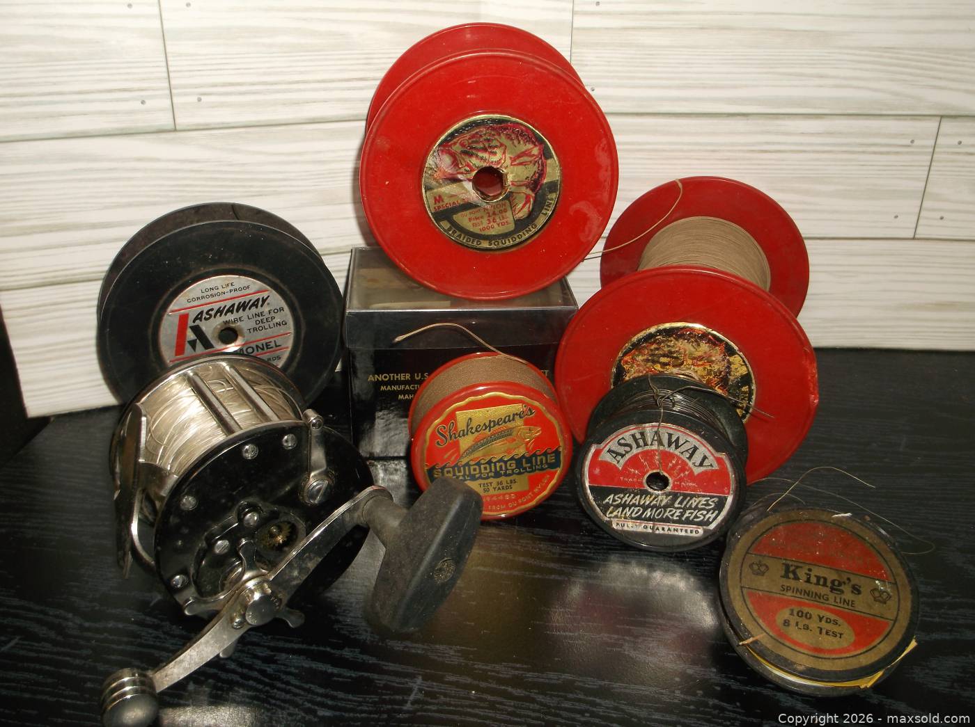 Penn Reel With 6 Vintage Line Spools | Maxsold