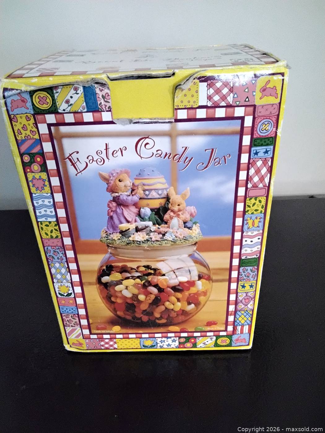 Easter candy jar | Maxsold
