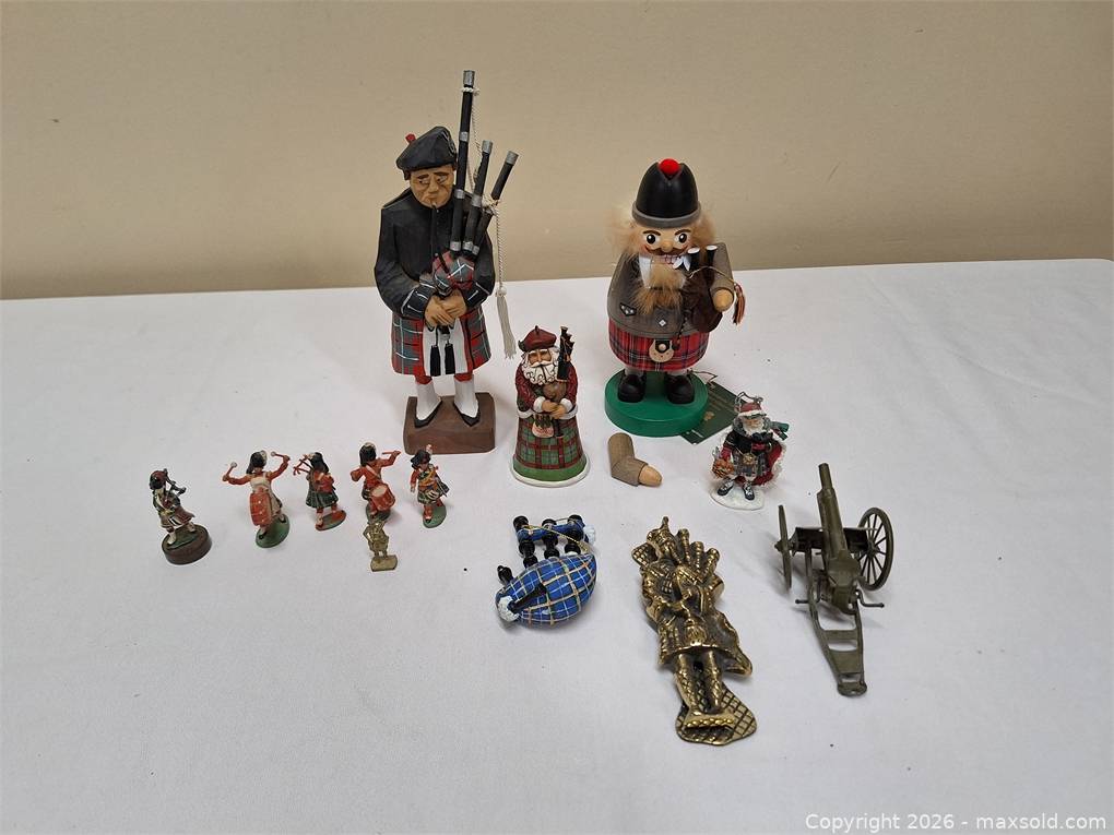 Vintage toy soldiers, wooden Scottish figures, brass bagpiper knocker ...