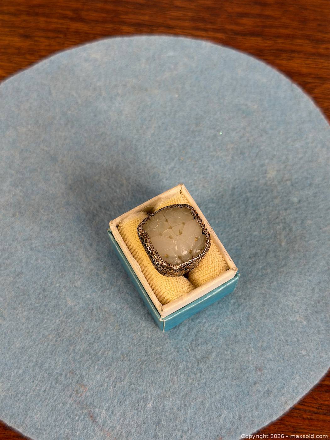 Chinese carved white jade silver filigree ring size 4.5 | Maxsold