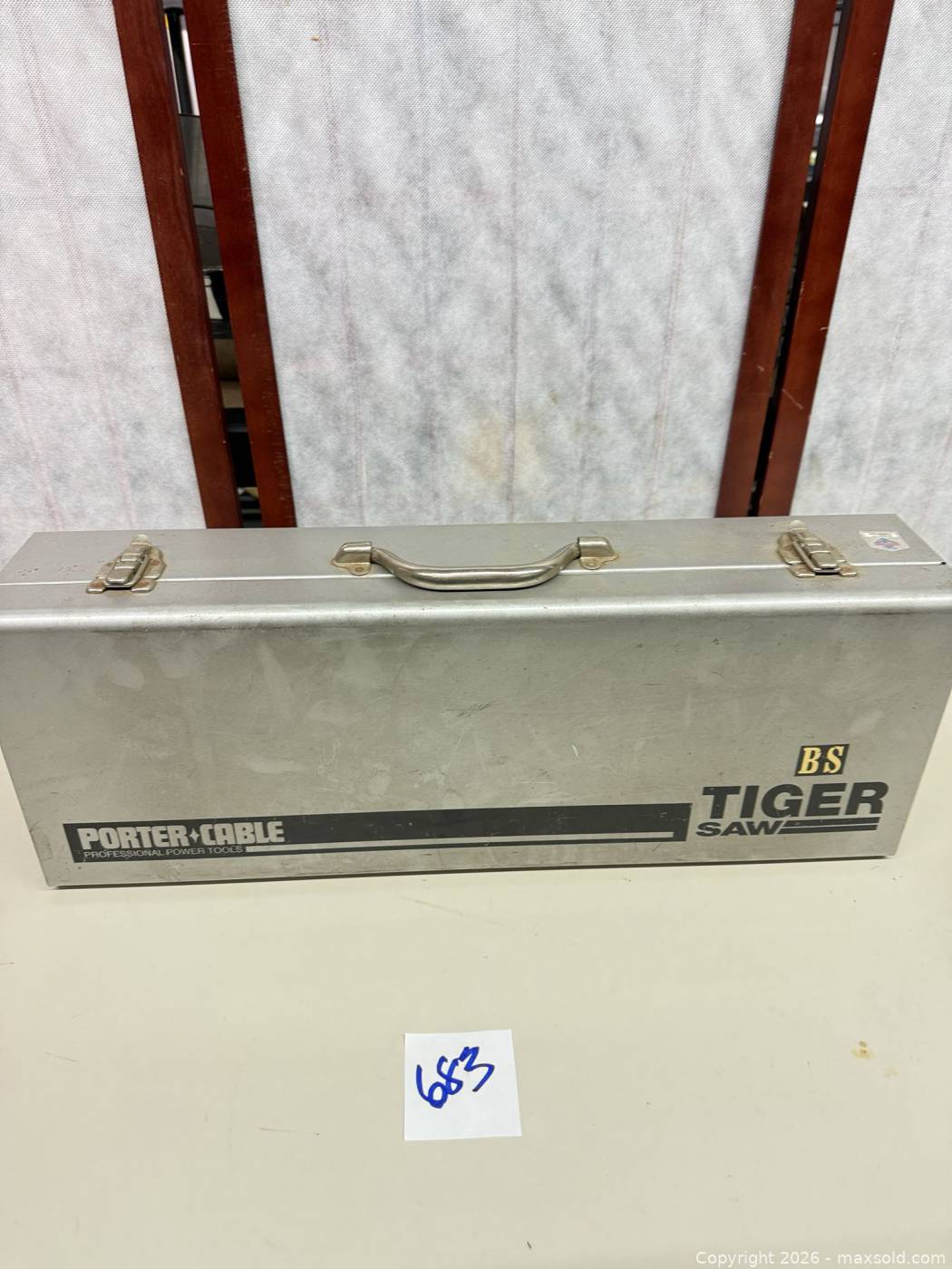 Porter-Cable Tiger Saw with case and blades | Maxsold