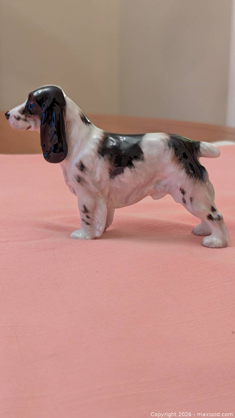 Royal Doulton dog figurines HN1078 & HN1047 | Maxsold