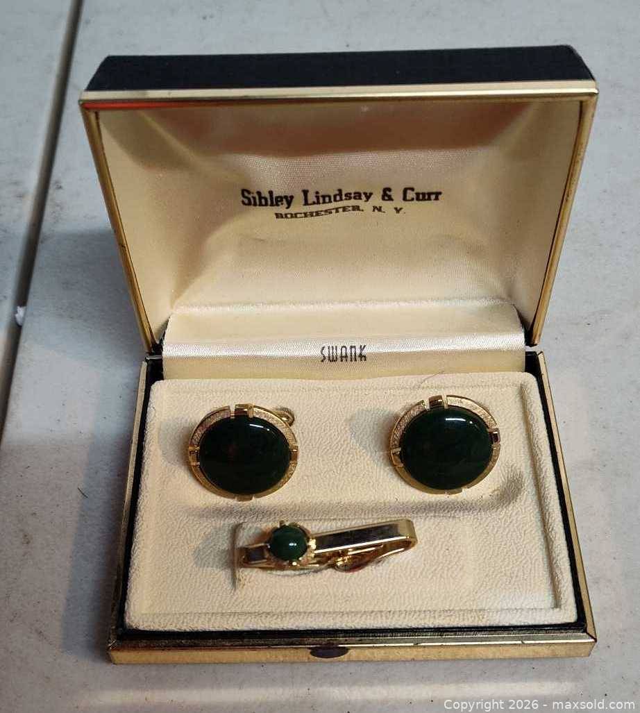 Swank cufflinks and tie clip set in box | Maxsold