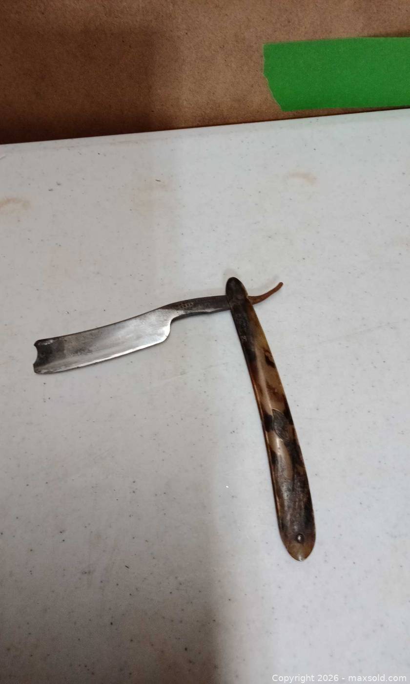 Vintage tortoiseshell straight razor Sheffield | Maxsold