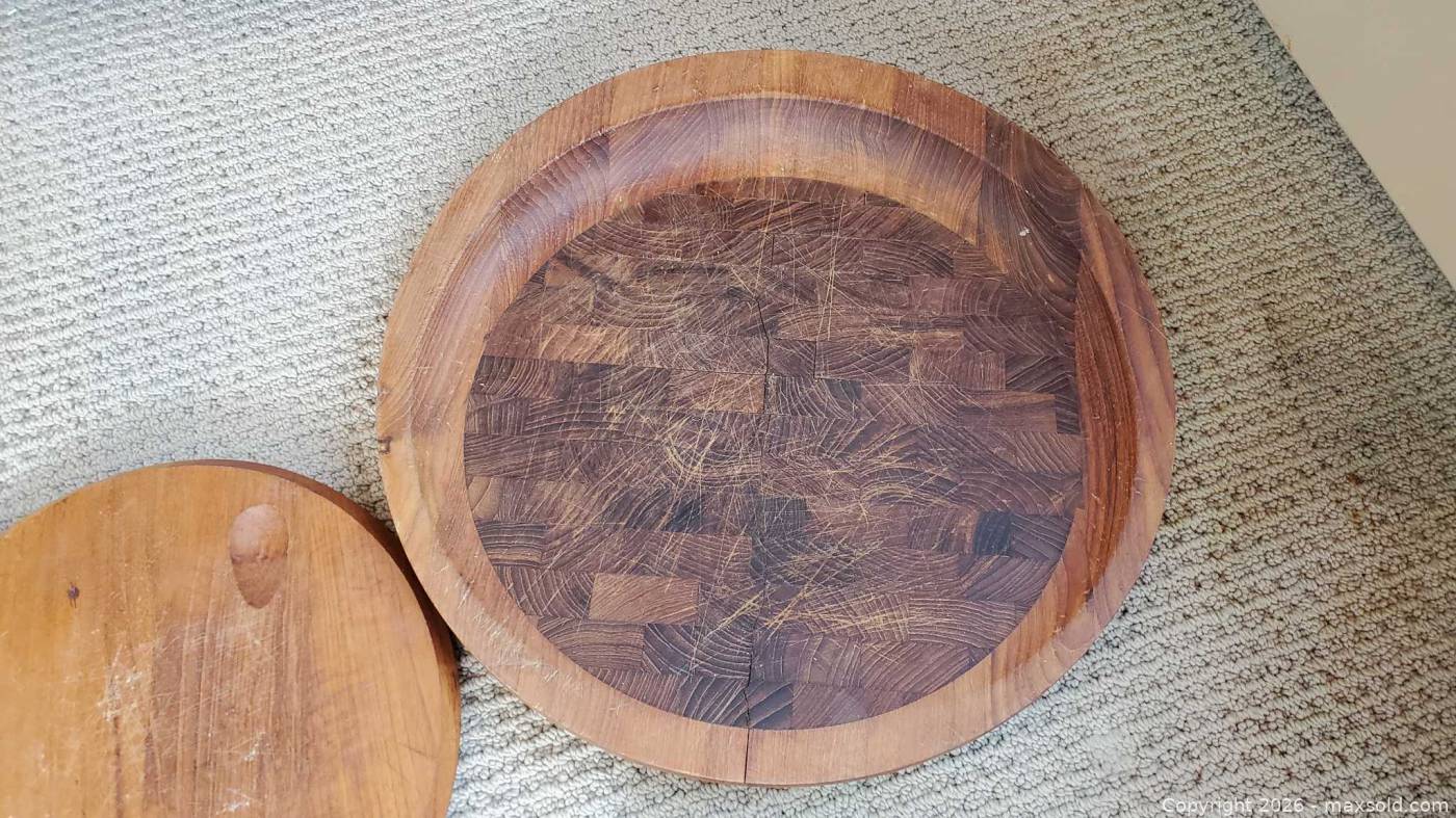 Wood cutting boards, butcher block, brass and metal trays | Maxsold