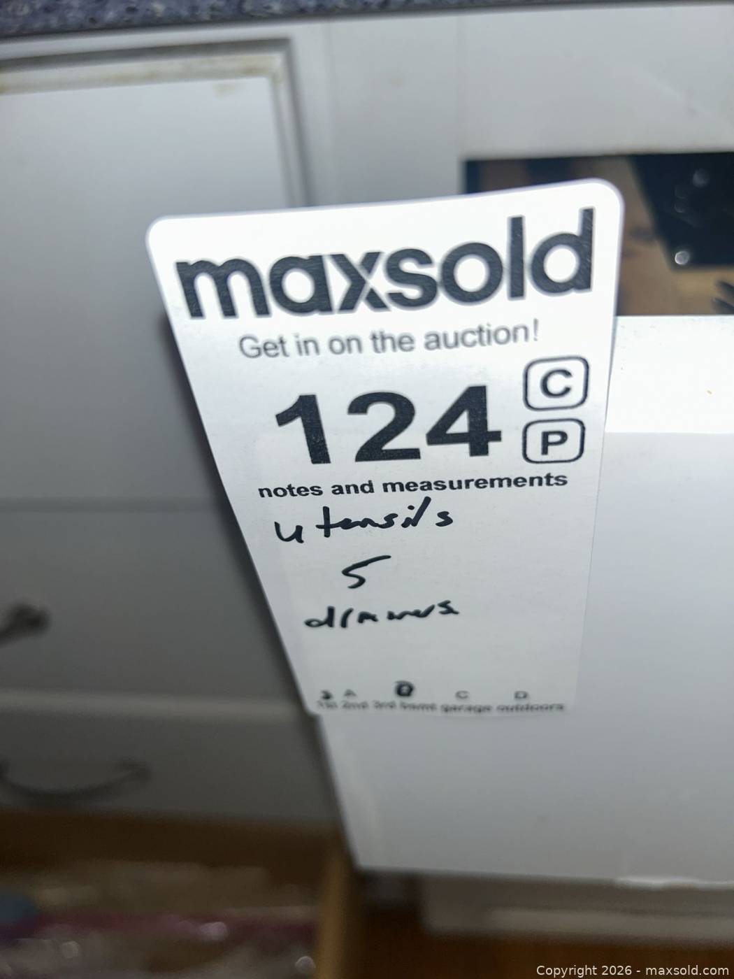 Mixed kitchen cutlery and utensil lot | Maxsold