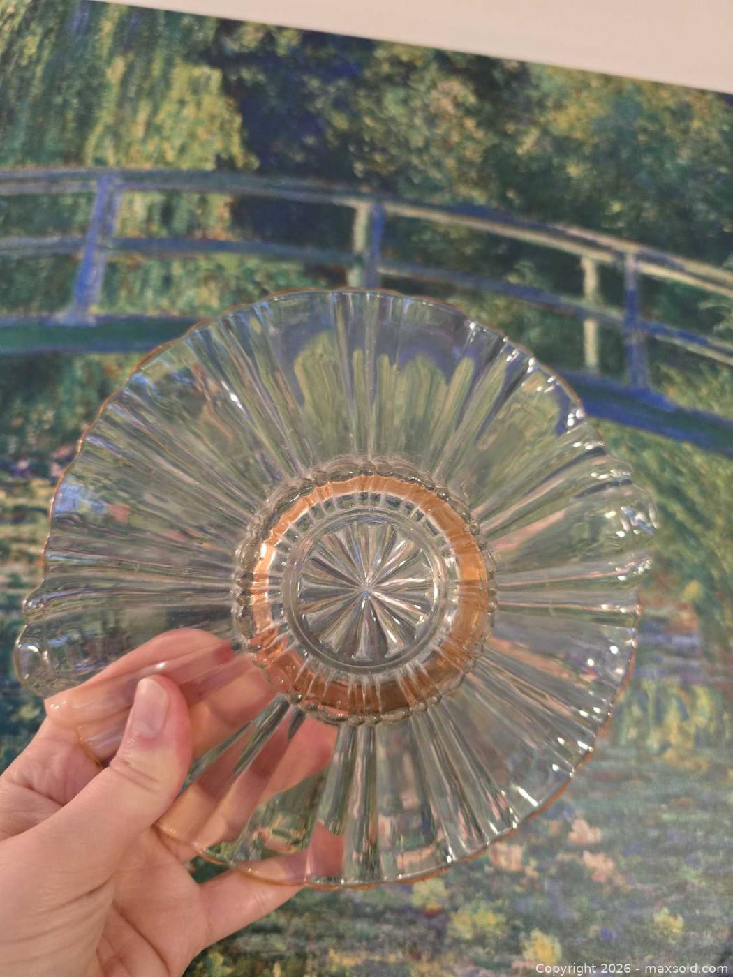 Pink pressed glass compote and shallow dish | Maxsold