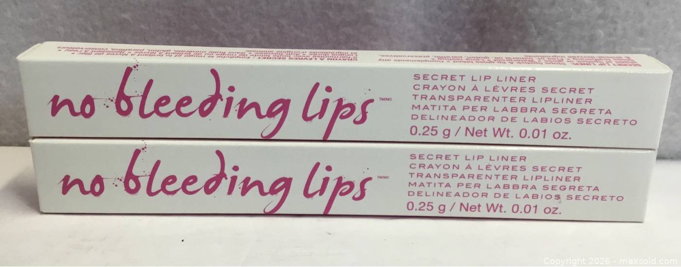 Two No Bleeding Lips lip liners | Maxsold