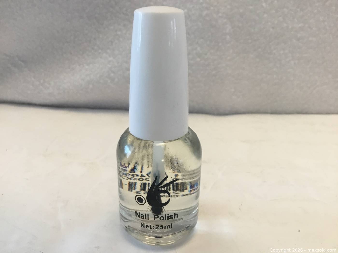 Essie, OPI and clear nail polishes, 6 bottles | Maxsold