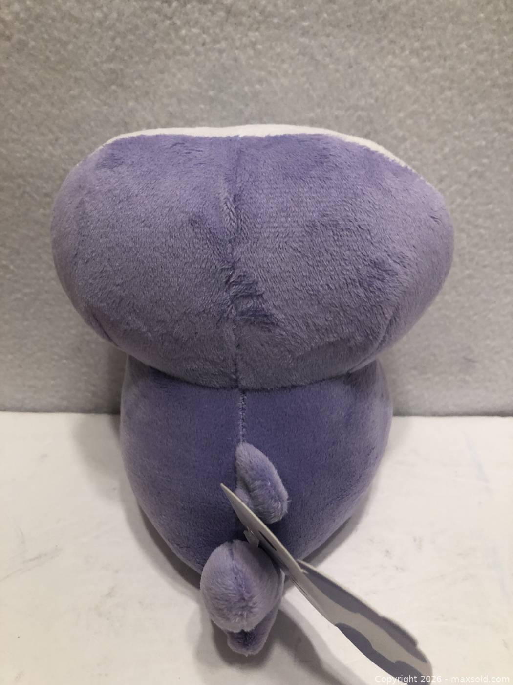 Mahoukarp Mako & Friends hammerhead shark plush | Maxsold