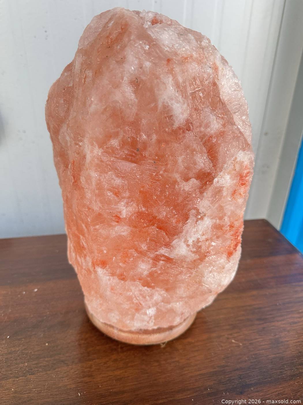 Large Himalayan Salt Lamp 14" | Maxsold