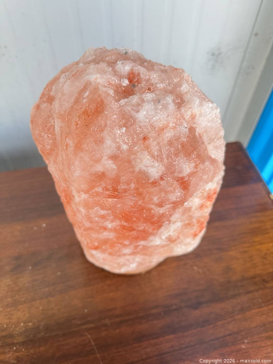 Large Himalayan Salt Lamp 14" | Maxsold