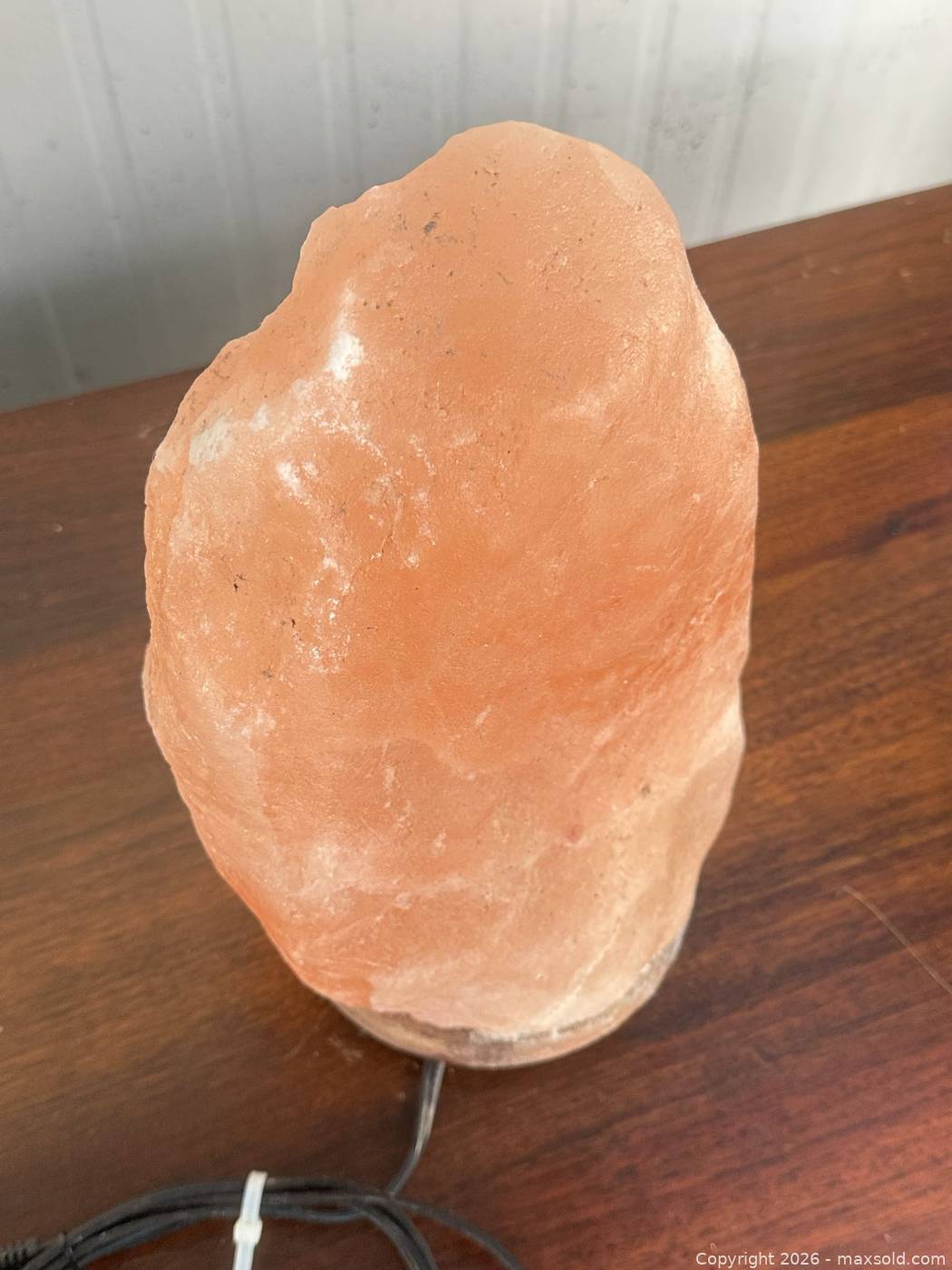 Himalayan pink salt lamp 12" | Maxsold